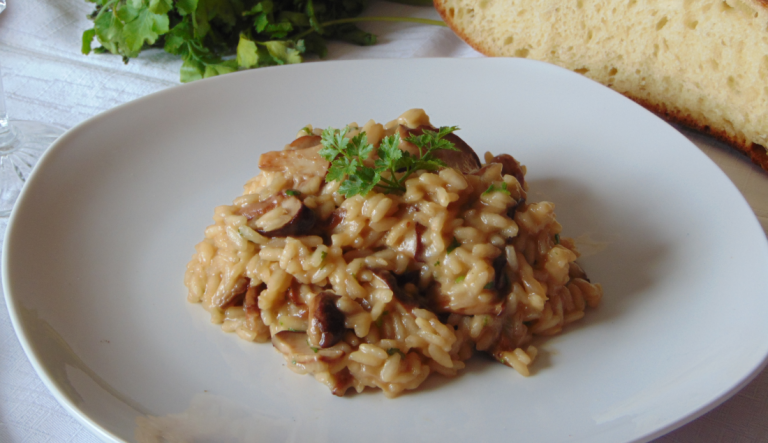 Risotto ai funghi porcini - Ricette.com