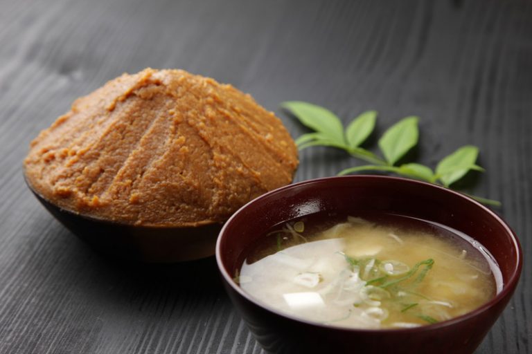 Cos'è il miso e come si usa - Ricette